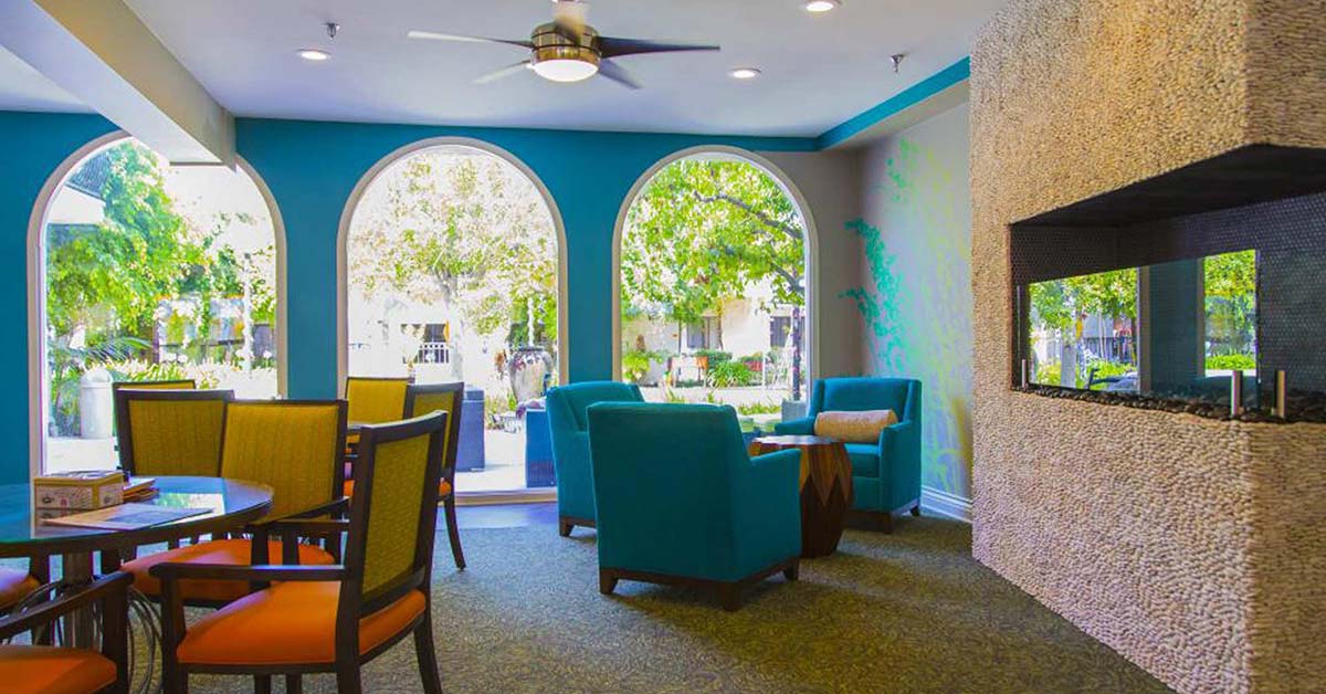Sunnycrest Senior Living | Assisted Living in Fullerton, CA | Mosaic